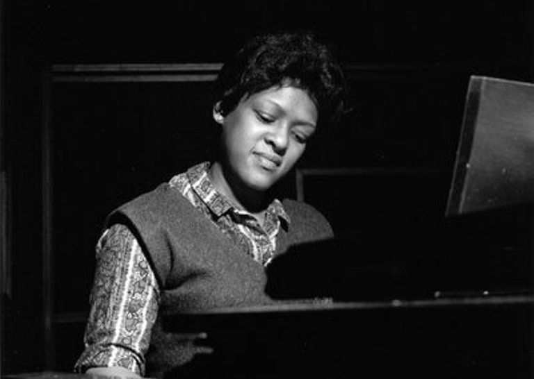 Shirley Scott: Queen of the Organ | All That Philly Jazz